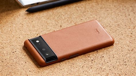 Bellroy Leather Case For Pixel 7 Series celebrates the Pixel 7 design ...