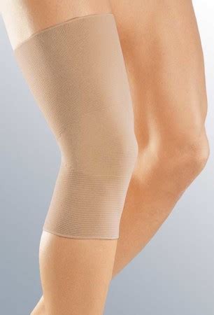 Бандаж на колено elastic knee support стандартный обеспечит компрессию ...
