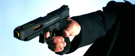 File:TF4 05.jpg - Internet Movie Firearms Database - Guns in Movies, TV ...