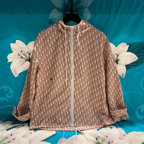 Jaket dior, Fesyen Wanita, Pakaian Wanita, Gaun & Rok di Carousell