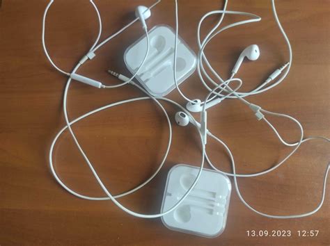 Наушники Apple iPhone EarPods 3,5 мм оригинал (2 пары) (38208100 ...