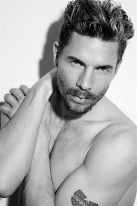 Shain - Modelagentur München Hamburg Most Wanted Models Influencer-Agentur