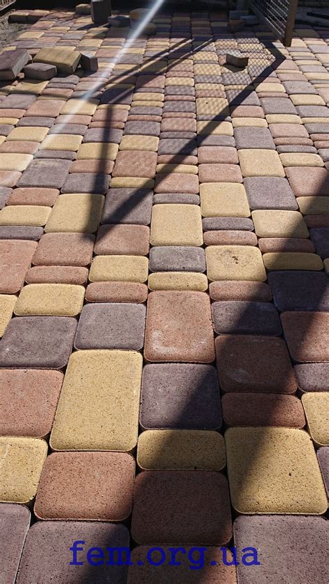 Укладка тротуарной плитки Старый город