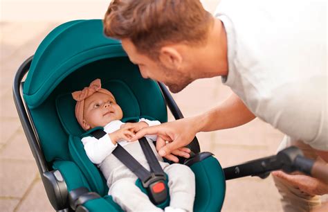 Britax Römer Baby Safe 5Z2 — Автодети