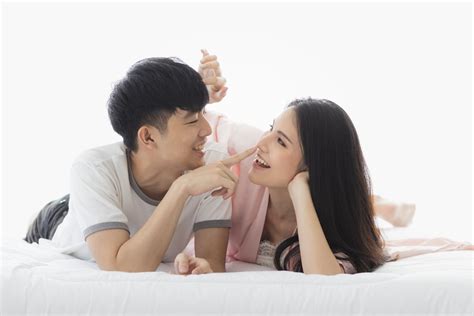 Tips Mencuri Waktu untuk Berhubungan Seks Setelah Punya Anak
