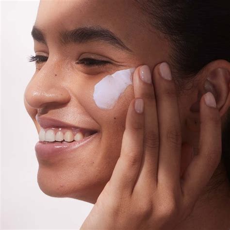 The Dewy Skin Cream (Travel Size) | Tatcha