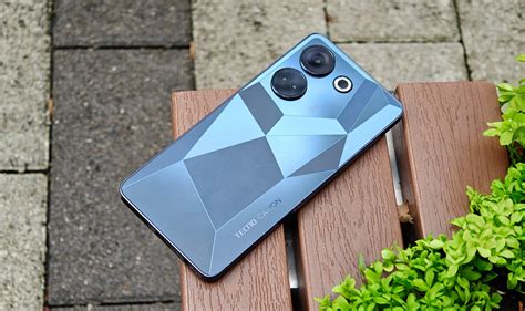 Огляд смартфона TECNO Camon 20 Pro: характеристики, камера, чи варто ...