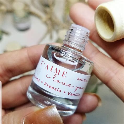 Je T’aime Eco-Friendly Car Fragrance Diffuser – Love Collection