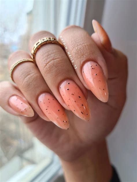 маникюр | Unghie rosa, Unghie rosa chiaro, Unghie rosa fluorescente