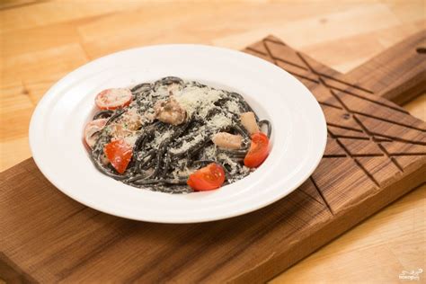 Спагетти с чернилами каракатицы и морепродуктами - пошаговый рецепт с ...