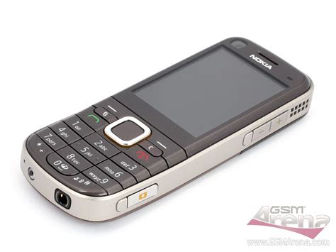 Nokia 6720 classic pictures, official photos
