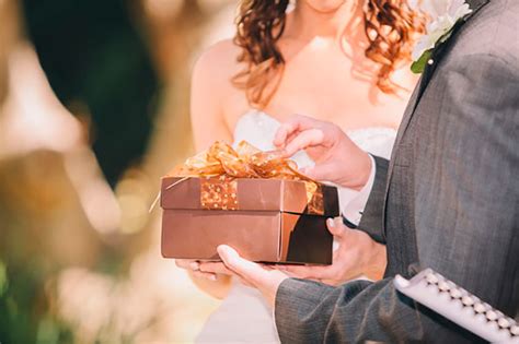 Что подарить на свадьбу молодожёнам? | Интернет-галерея «Print4you»