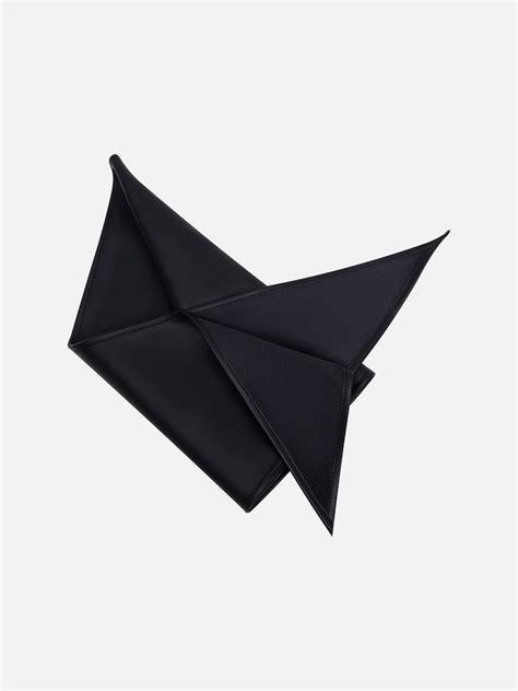 Косынка из экокожи :: LICHI - Online fashion store