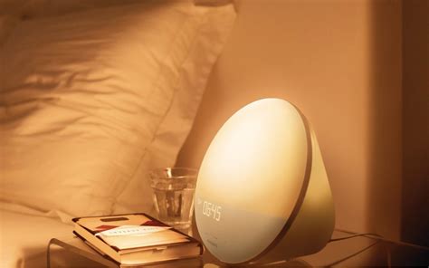 Philips Wake Up Light HF3510/01 - купить световой будильник