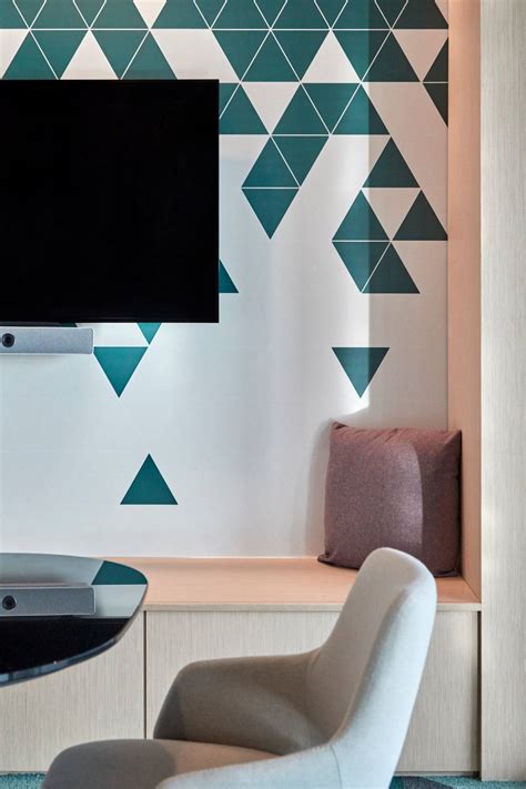 Neustar | Officeworks, Inc. Projects