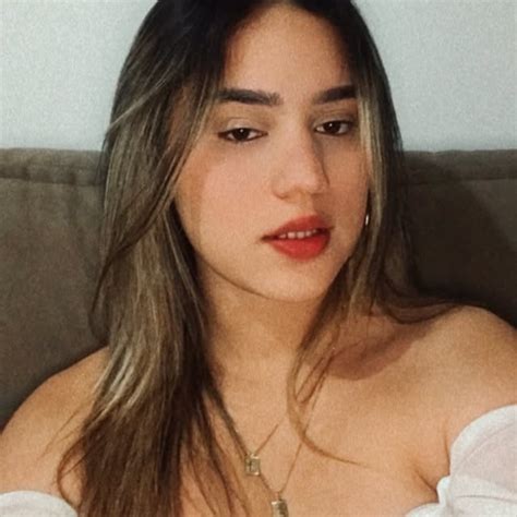 Alyssia Melo (@allymeloo) • Threads, Say more