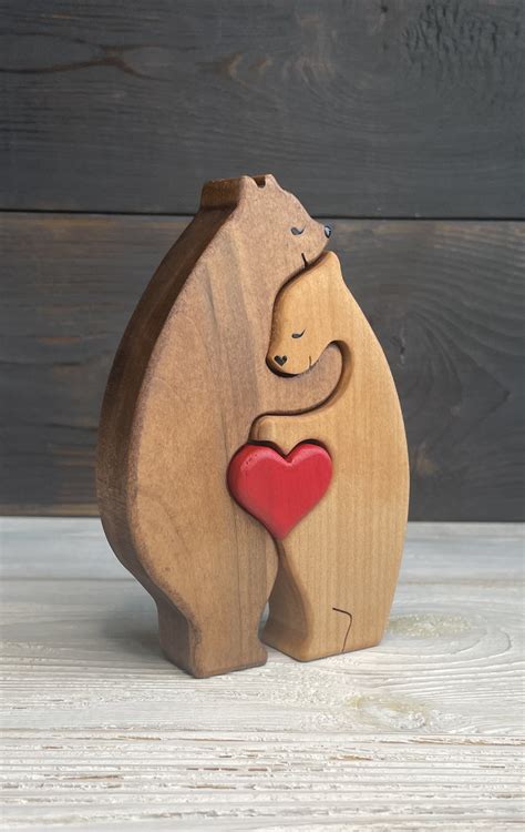 Сувенирная фигурка из дерева Два медведя с сердечком Радость 12*8,5*2 см