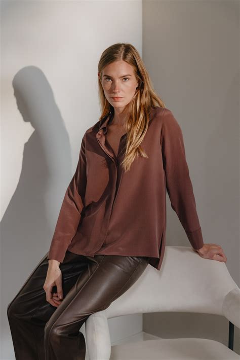 ETERNA | Ihr Online-Shop für Damen- & Herrenmode
