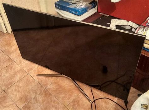 Продам телевизор 55" на запчасти