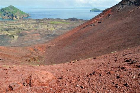 Vestmannaeyjar - a day on the Westman Islands in Iceland - We12Travel