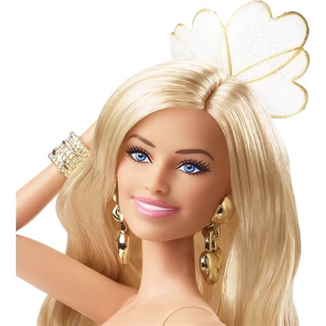 Ripley - MUÑECA BARBIE HPJ99 WORLD