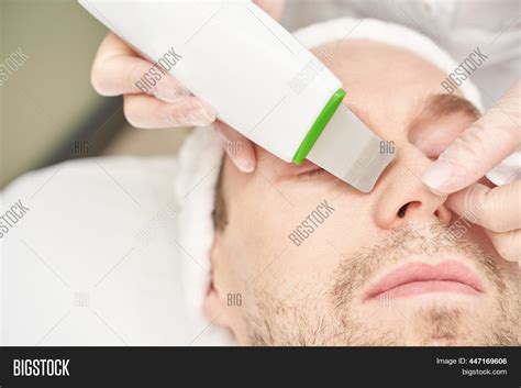 Ultrasound Cosmetology Image & Photo (Free Trial) | Bigstock
