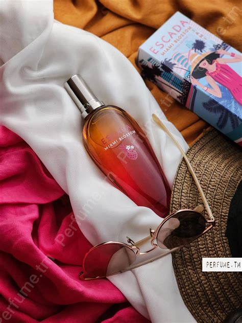 Miami Blossom Escada perfume - a fragrance for women 2019