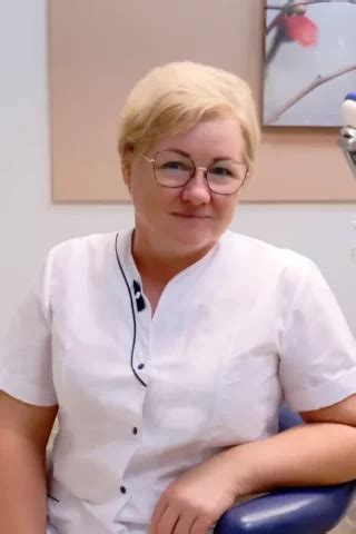 Врач стоматолог терапевт Щедрина Оксана Станиславовна