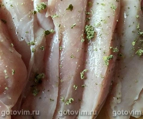 Жареные куриные грудки с горчицей и зеленой аджикой. Рецепт с фото