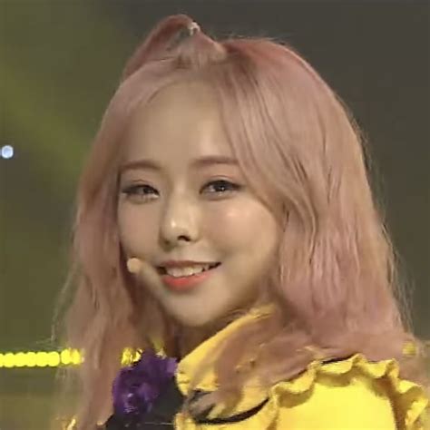 loona vivi | Kpop girls, Disney characters, Girl