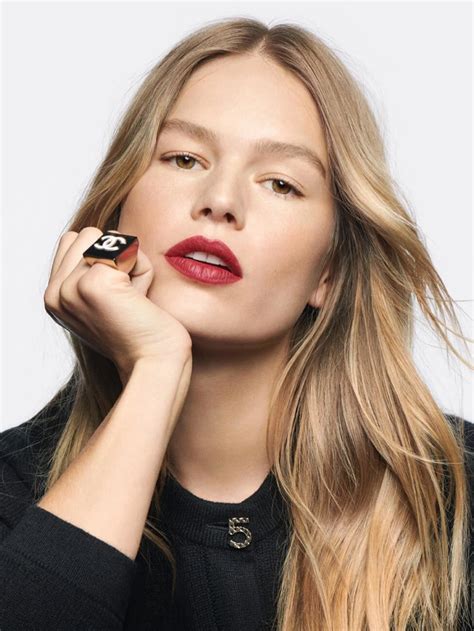 Chanel shows off new Rouge Allure Velvet lipstick range for Spring 2023 ...