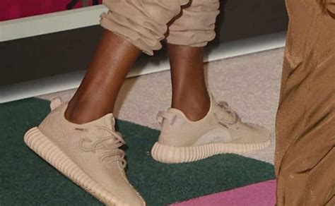 Kanye West to release Yeezy Boost 350