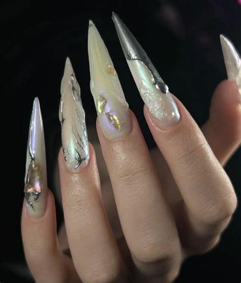 Пин от пользователя Khuê Thụy на доске Nails | Маникюр в домашних ...