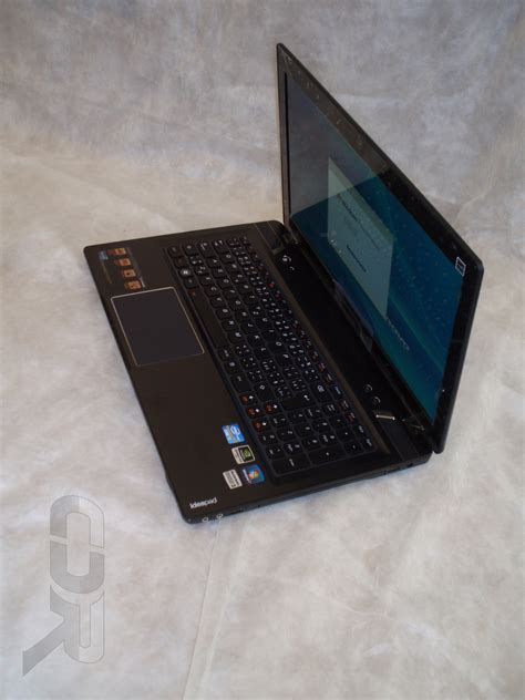 Lenovo IdeaPad Y580 - kvalitní výkon pro studenta | cdr.cz