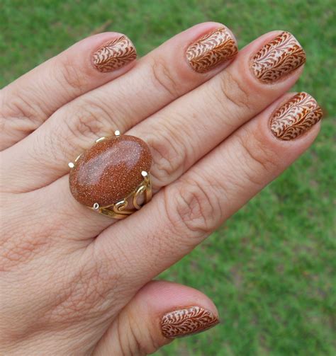 Manias da Jana: Taupe - Pupa + Trinity + DRK-a