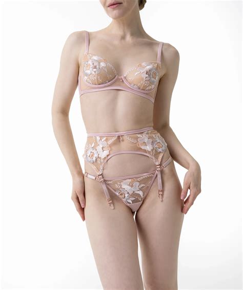 UndressMe - интернет магазин нижнего белья и домашней одежды в Санкт ...
