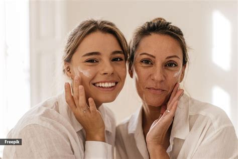 Skincare enthusiasts, these are the ingredients you must use in your ...
