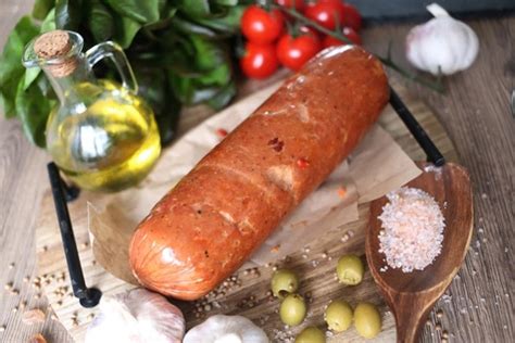 Сервелат домашний из мяса индейки: купить в каталоге «Фермерская ...