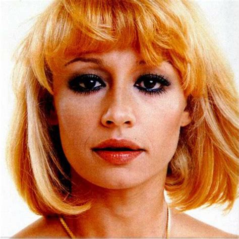 Raffaella Carrà Songs streamen | RTL+