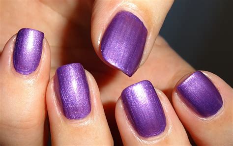 Wendy's Delights: Avon Color Trend - 3 New Shades - The Metals