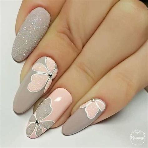 Grijs / Nailart | Дизайнерские ногти, Красивые ногти, Гелевые ногти