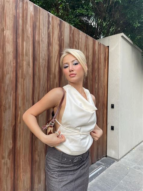 EVY tung teaser MV “Gơn Phố”, fan thấy đâu đây là hình ảnh “Big City ...