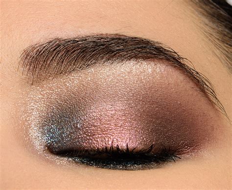 Bobbi Brown Luxe Gems Eye Shadow Palette Review & Swatches