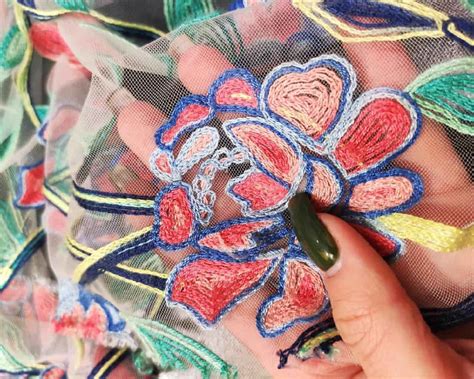 Сетка с вышивкой Цветы стрейч купить оптом | Ткани «‎Пальмира Текстиль»