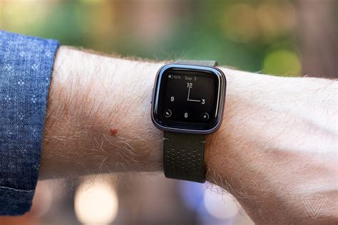 How to use your smartwatch as a camera remote - The Verge