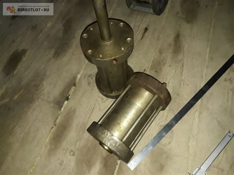 Пневмо-гидро цилиндр ф130 ,длина 210мм, ход штока 100мм, ф штока 25мм ...