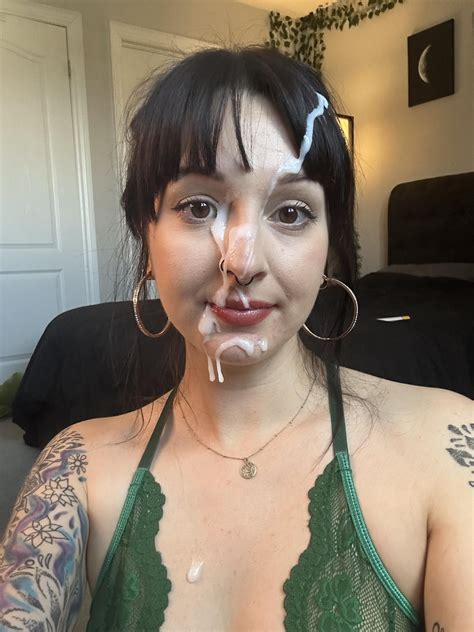 Big load on a cute face! : r/FacialFun