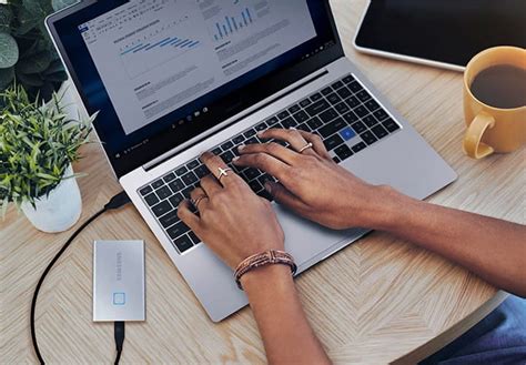 Samsung T7 Touch Portable SSD | Samsung Semiconductor Global
