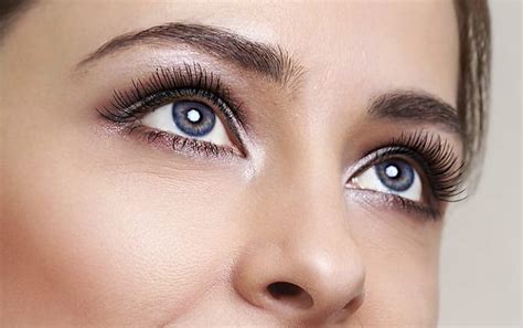 Можно ли использовать Миноксидил для бровей? | minoxidil.com.ua