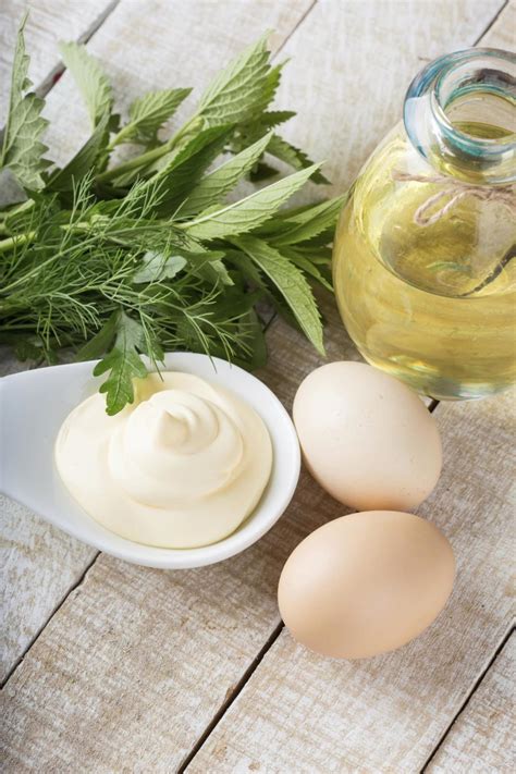 How To Make Delicious Mayo At Home In Less Than 5 Minutes